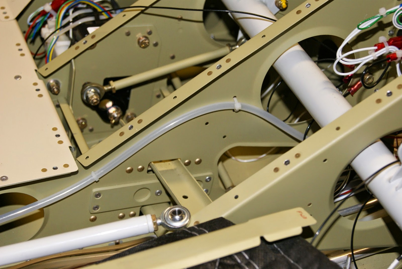 DOG Aviation John's RV-12 Blog: Static Air Tubing Creates Conflict With ...