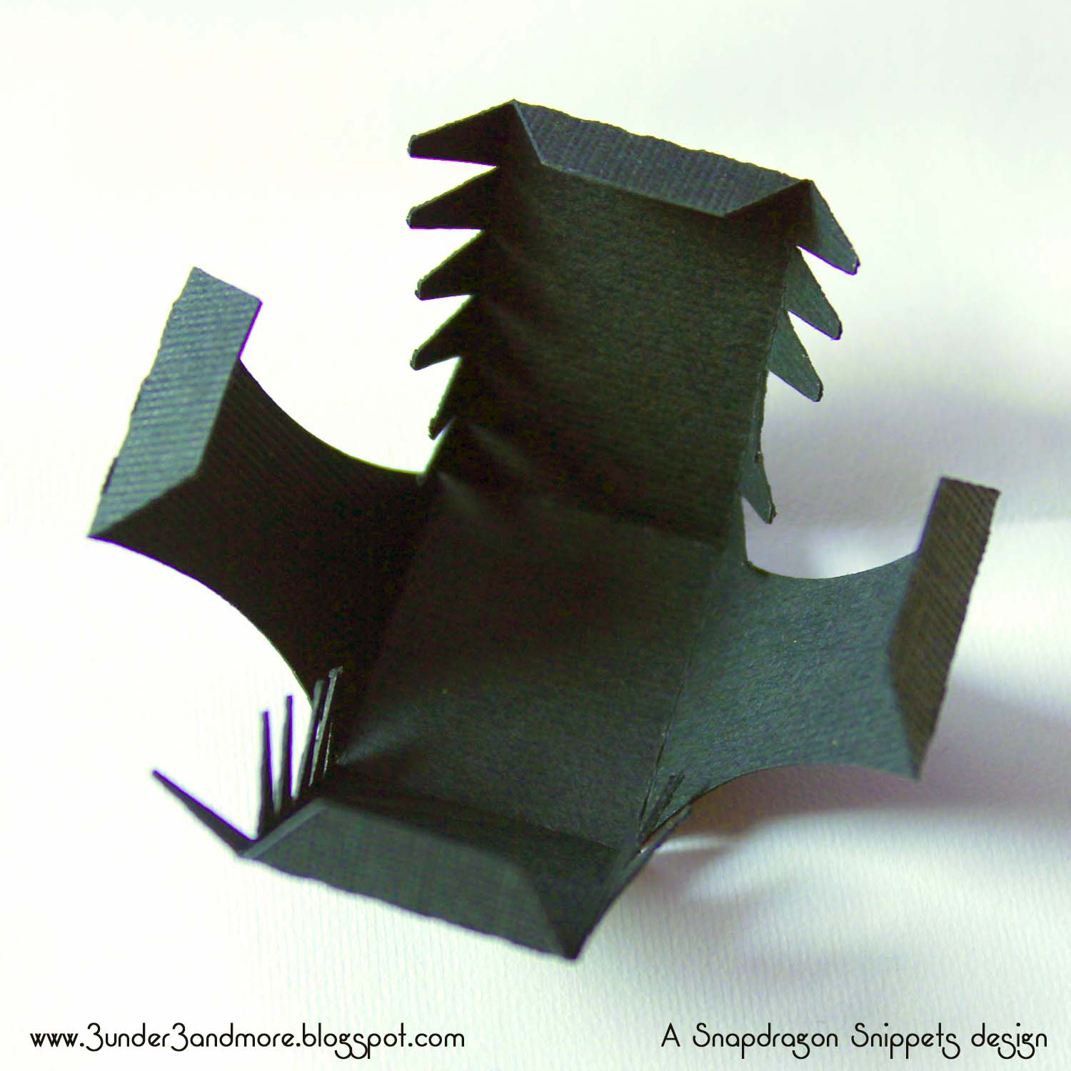 3 under 3 and more: 3D Paper Witch's Boot Tutorial