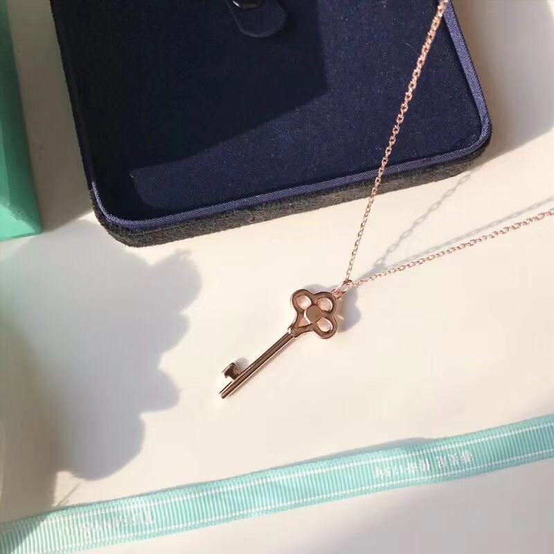 WE Do Love Luxury: TIFFANY & CO Tiffany Keys Crown Key Pendant Silver ...