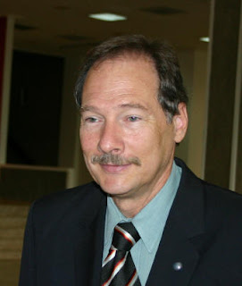 Identidad sanjuanera: Geo Ripley dicta conferencia en la sala Danilo ...