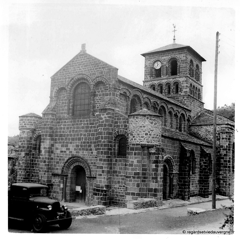 Eglise prieurale romane saint Gilles de Chamalières sur Loire. 1930
