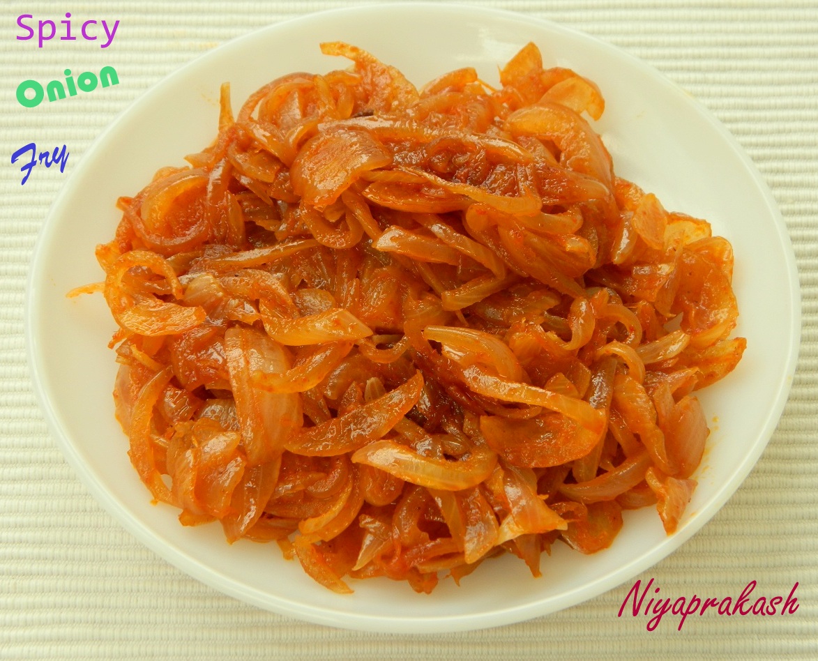 Niya's World: Simple & Spicy Onion Fry
