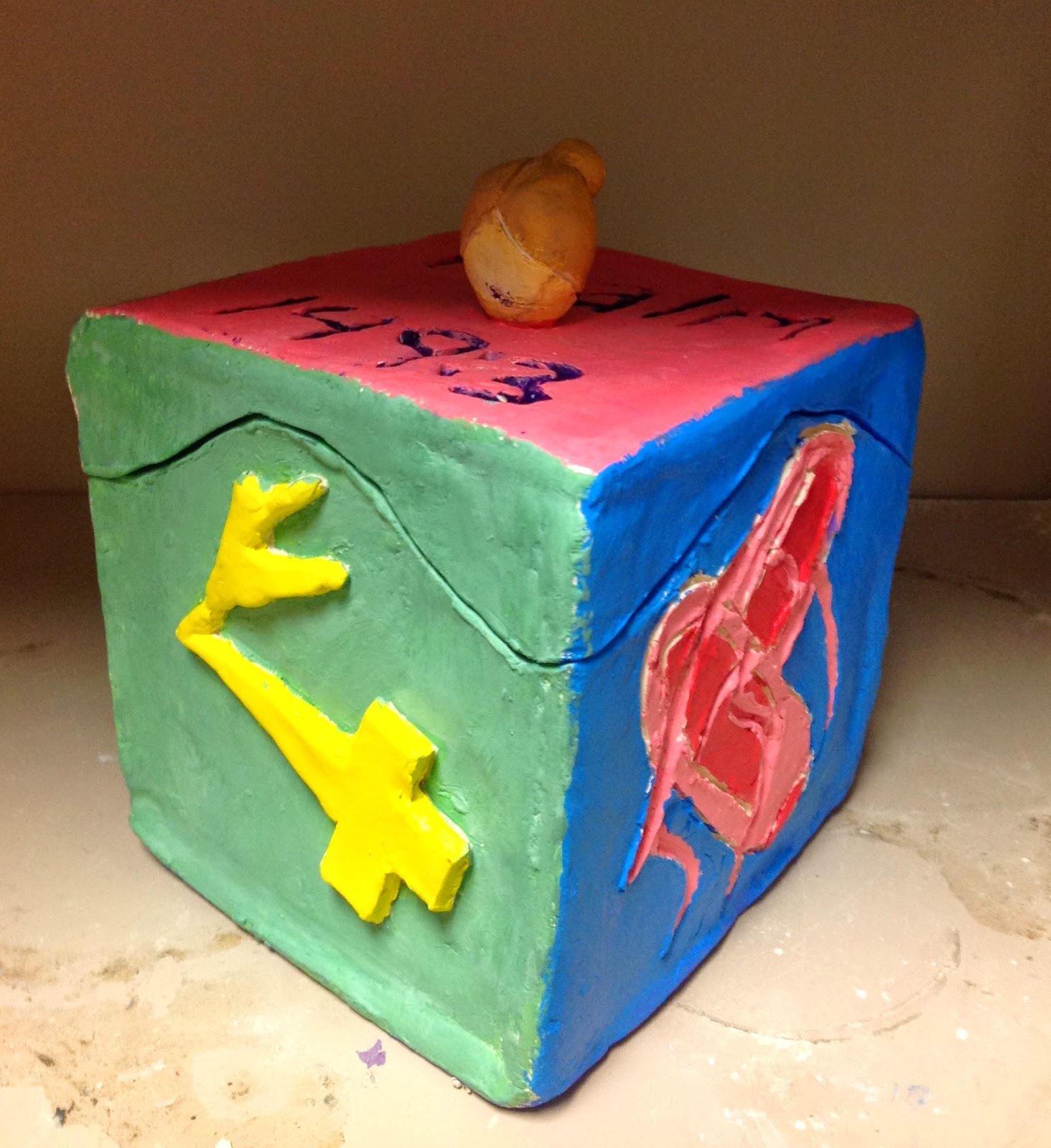 Miss Arty Pants: Themed Clay Boxes