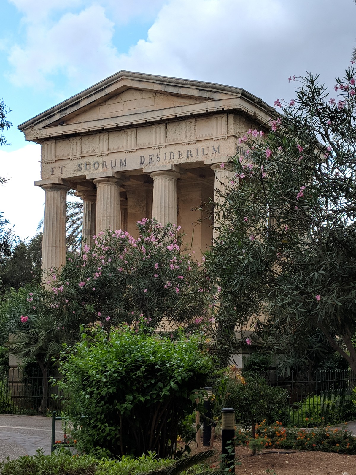 magic of Malta / CHARM ABOUT YOU