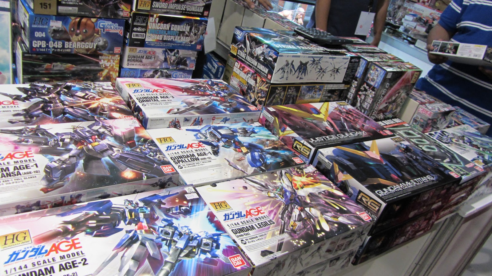 TOYCON 2013 - GUNPLA Stores Coverage ~ Gundam No Ou