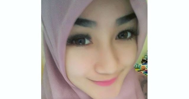 SCANDAL VIDEO HOT MESUM ABG SMA JILBOBS MESUM: HOT VIDEO MESUM CEWEK CANTIK BERHIJAB SEDANG ...