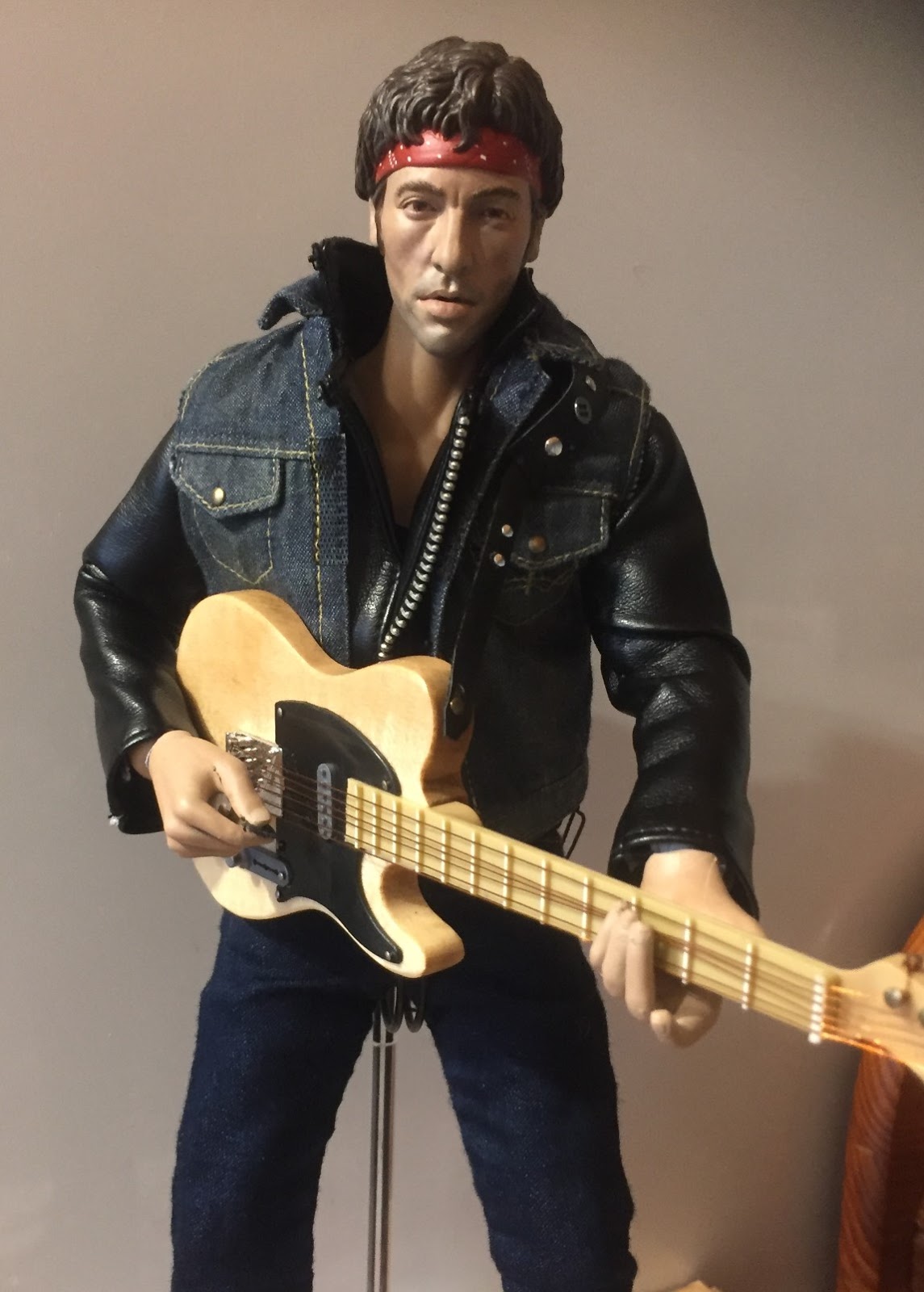 MARTIN HILLIER DIGITAL SCULPTURE AND ART - 1/6 SCALE ACTION FIGURE ...