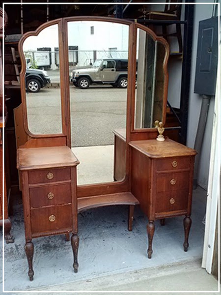 Vintage Home ...Rejuvenate and Restore: Grandma's Vanity Turned End ...