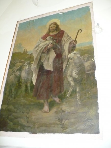 Eerie Indiana: Jesus, hidden in a remodeled Church, La Grange, Kentucky