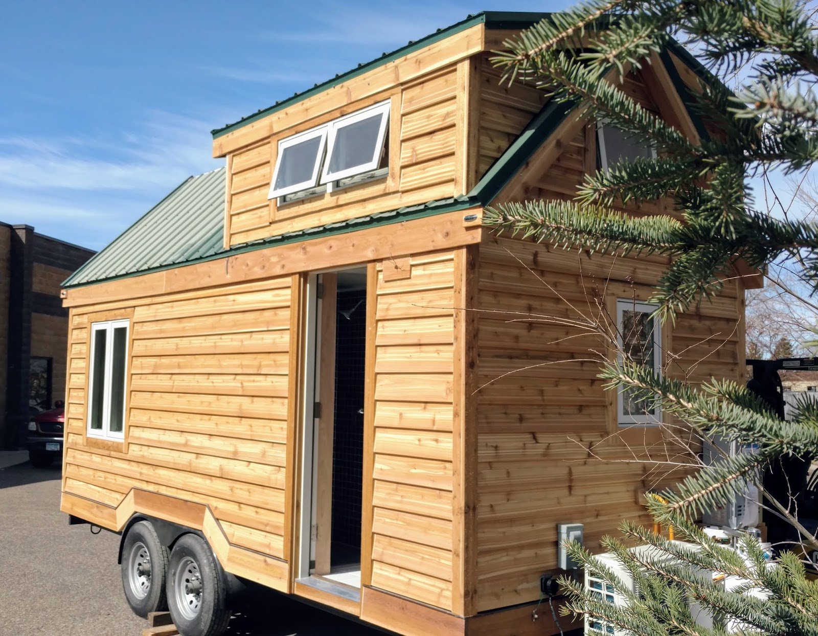 Breath Easy By Tiny Green Cabins [ TINY HOUSE TOWN ]
