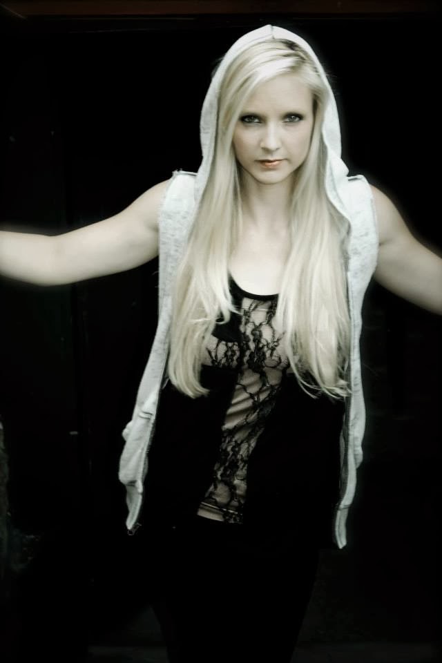 Stark's Leeja Stark Has Symptoms of Insanity | NataliezWorld