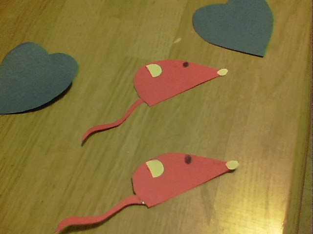 Dark Thoughts: Valentine's Day Crafts: Half Heart Mice