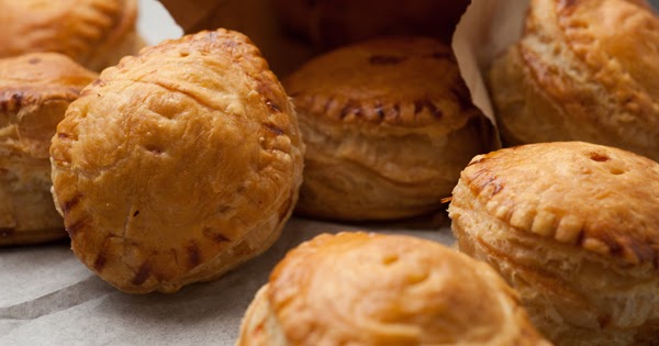 Recipe - Pâté Chaud (Bánh Patê Sô) | Much Ado About Fooding