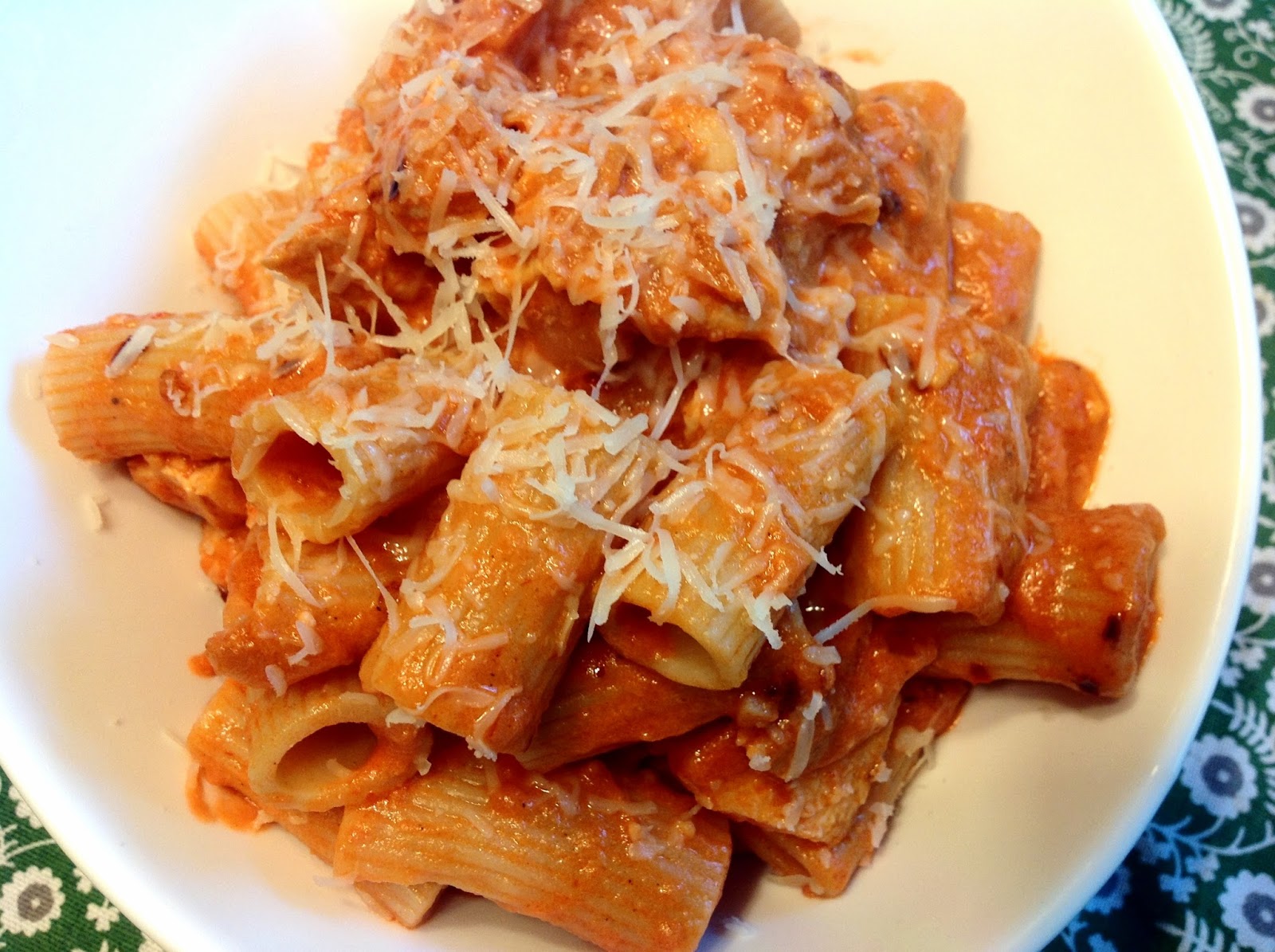 the dog mom: wicked chicken rigatoni