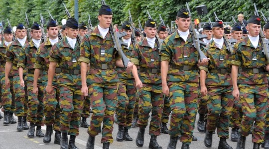 Antwerpse haven - Proud to be a docker: Leger moet veiligheidsgevoel in ...