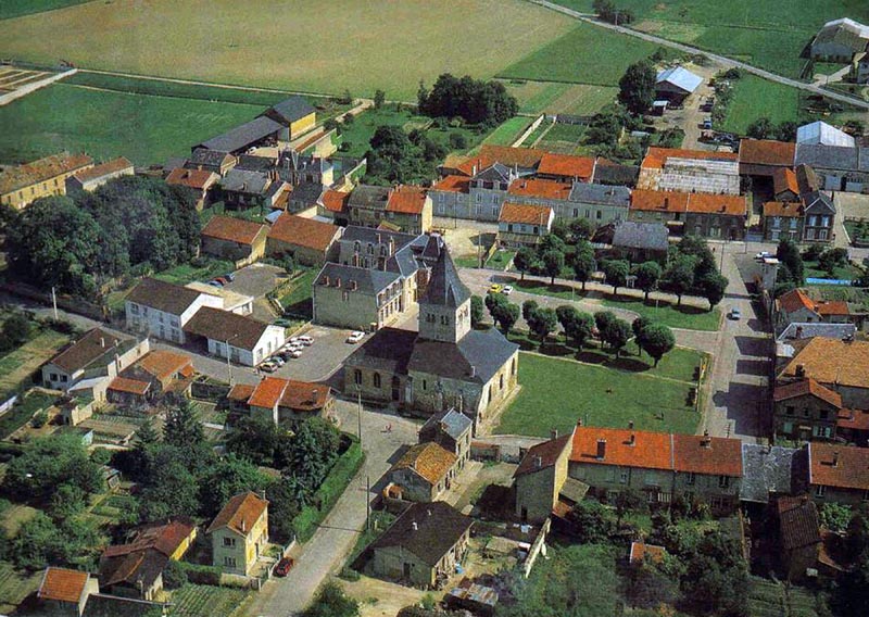 Amicarte 51 Reims: Bazancourt - Brocante le 12 mai 2013