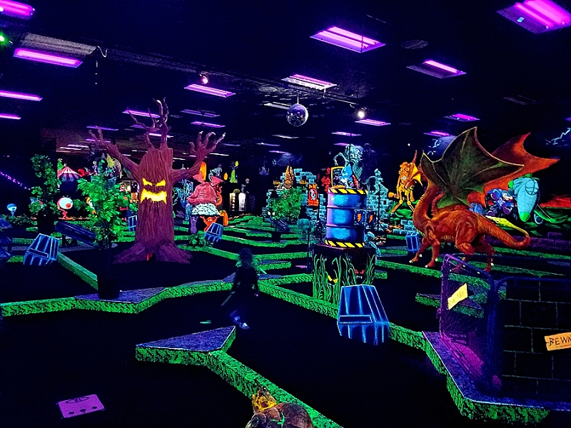 OTIS (Odd Things I've Seen): Double-Bogeyman: Monster Mini-Golf