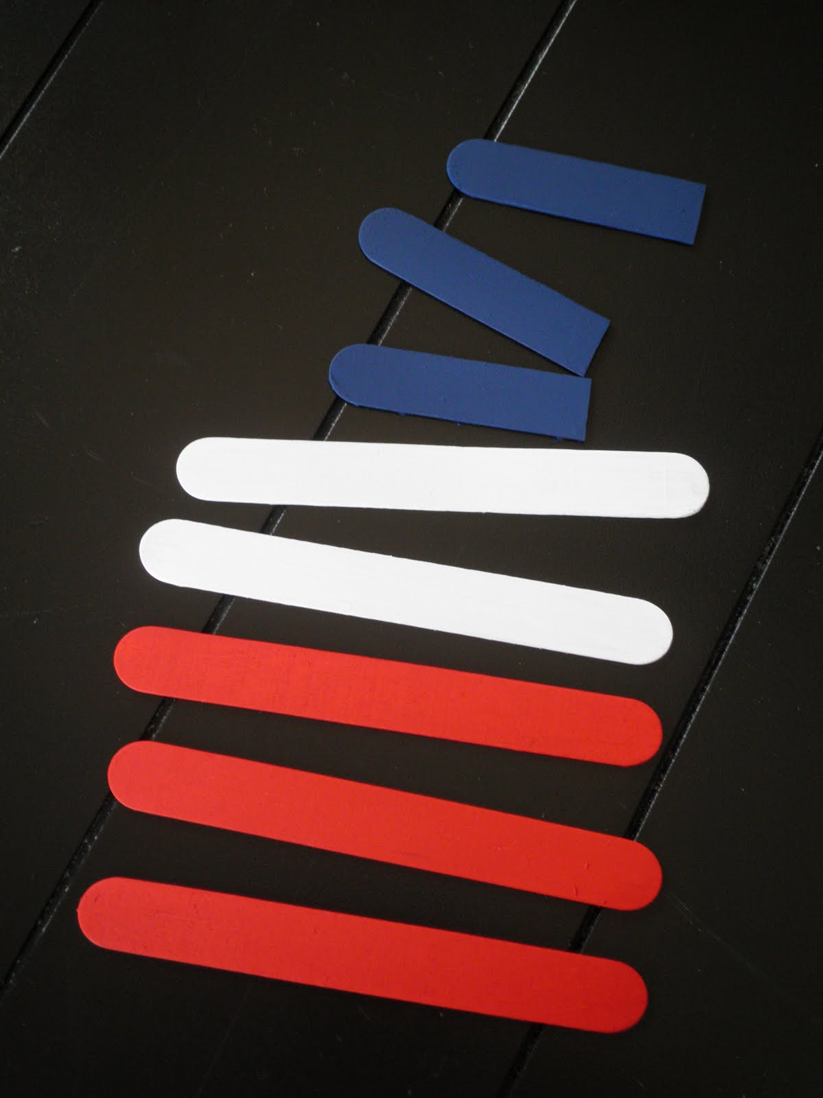 {blast from the past} popsicle stick flags ~ tutorial