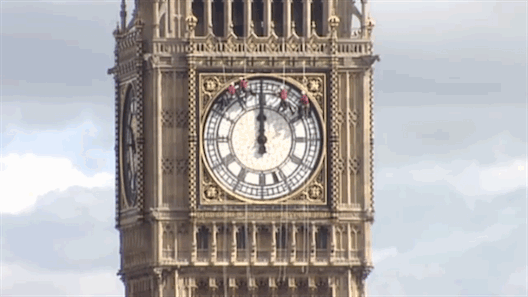 Nag on the Lake: Abseilers Cleaning Big Ben’s Clock Faces