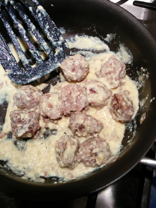 Meatballs with Lemon Ugly Sauce