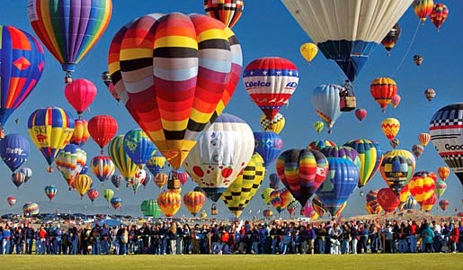 Taiwan Balloon Festival - travel destination