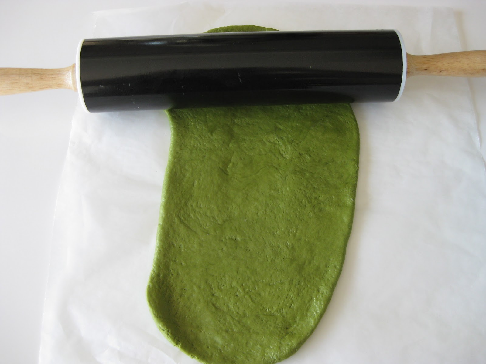 BAKED WITH LOVE.: PAN TRICOLOR