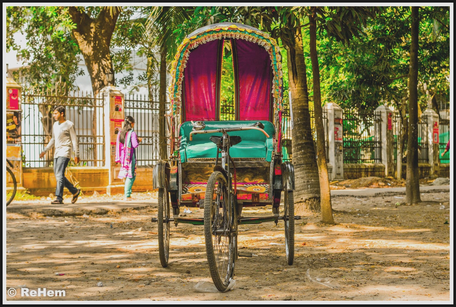 Traditional Foods and Life of Old Dhaka City | Trip Navigation Bangladesh