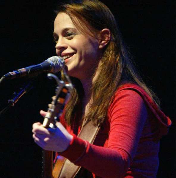 CONCERT OVERLOAD: Concert #650 - Mindy Smith at McCabe's Guitar Shop ...