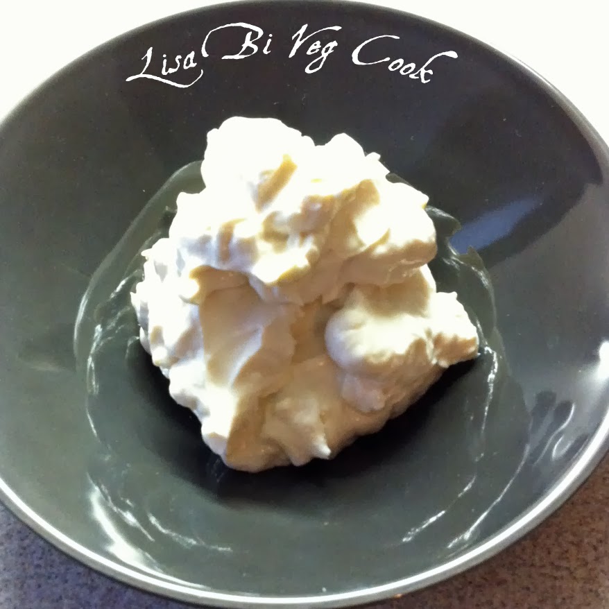 Lisa Bi Veg Cook: CAPRINO DI LATTE DI SOIA - SOY GOAT CHEESE