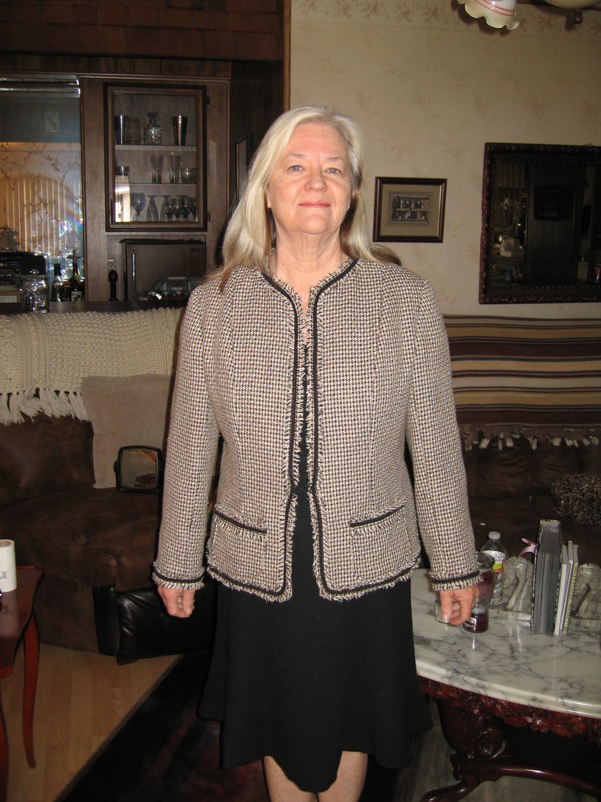 Marian's Creations: Vogue 7975 Channel-look?