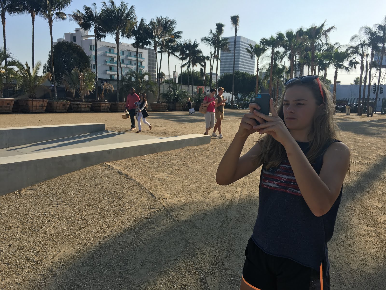 Experiencing Los Angeles: Miracle Mile: La Brea Tar Pits, Urban Light ...