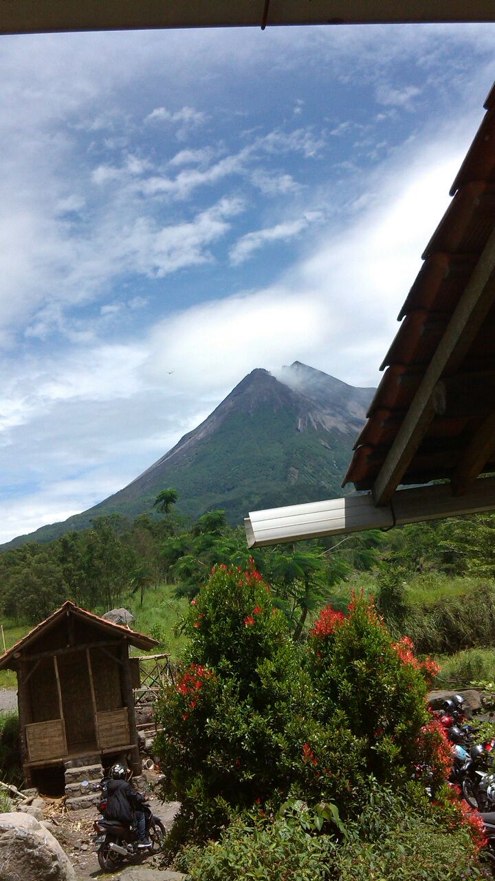 WARUNG KOPI MERAPI , CITA RASA KOPI LOKAL MERAPI ~ AZZAM THE EXPLORER