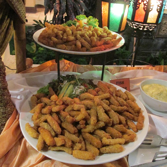 Menikmati makan malam di Resto Nine Surabaya | Dwi Puspita Lifestyle ...