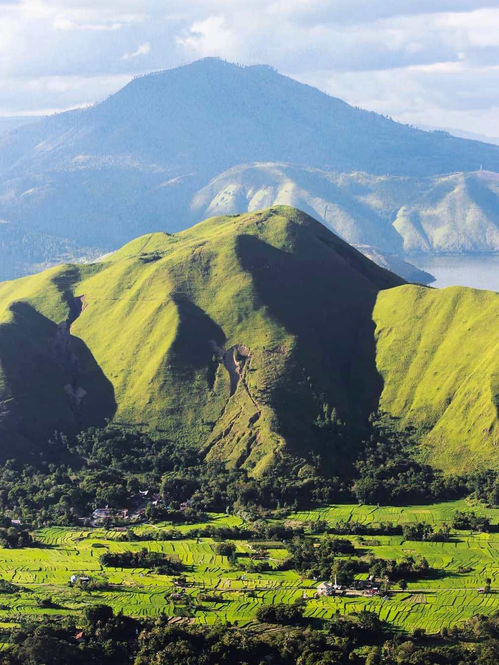 Bukit Simargalung Ombun, Wisata 'Terpendam' di Tamba Dolok - Pariwisata ...