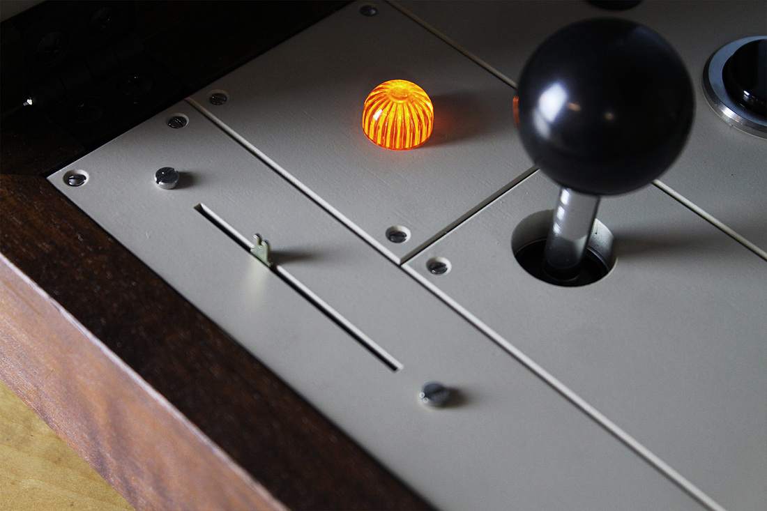 Battlecade เครื่องเกมส์อาเขตแบบพกพาเล่นได้ 2 คนที่คุณเห็นแล้วต้องตาโต ...