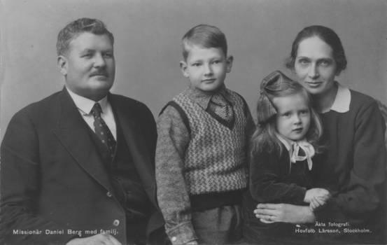 Palavra de Deus Aplicada: 100 anos - Algumas fotos desta história