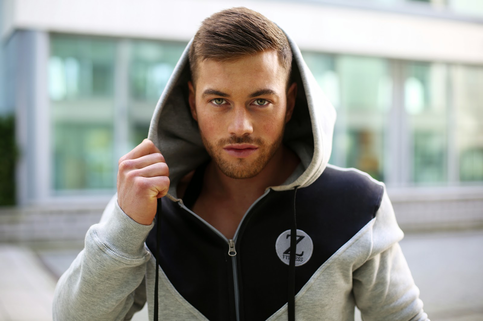 Ali Gordon - Fashion & Fitness: Sport Luxe