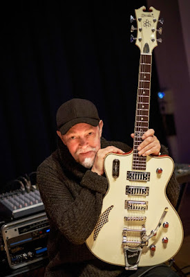 Classic Rock Here And Now: BILL NELSON BE-BOP DELUXE GUITARIST-SINGER ...