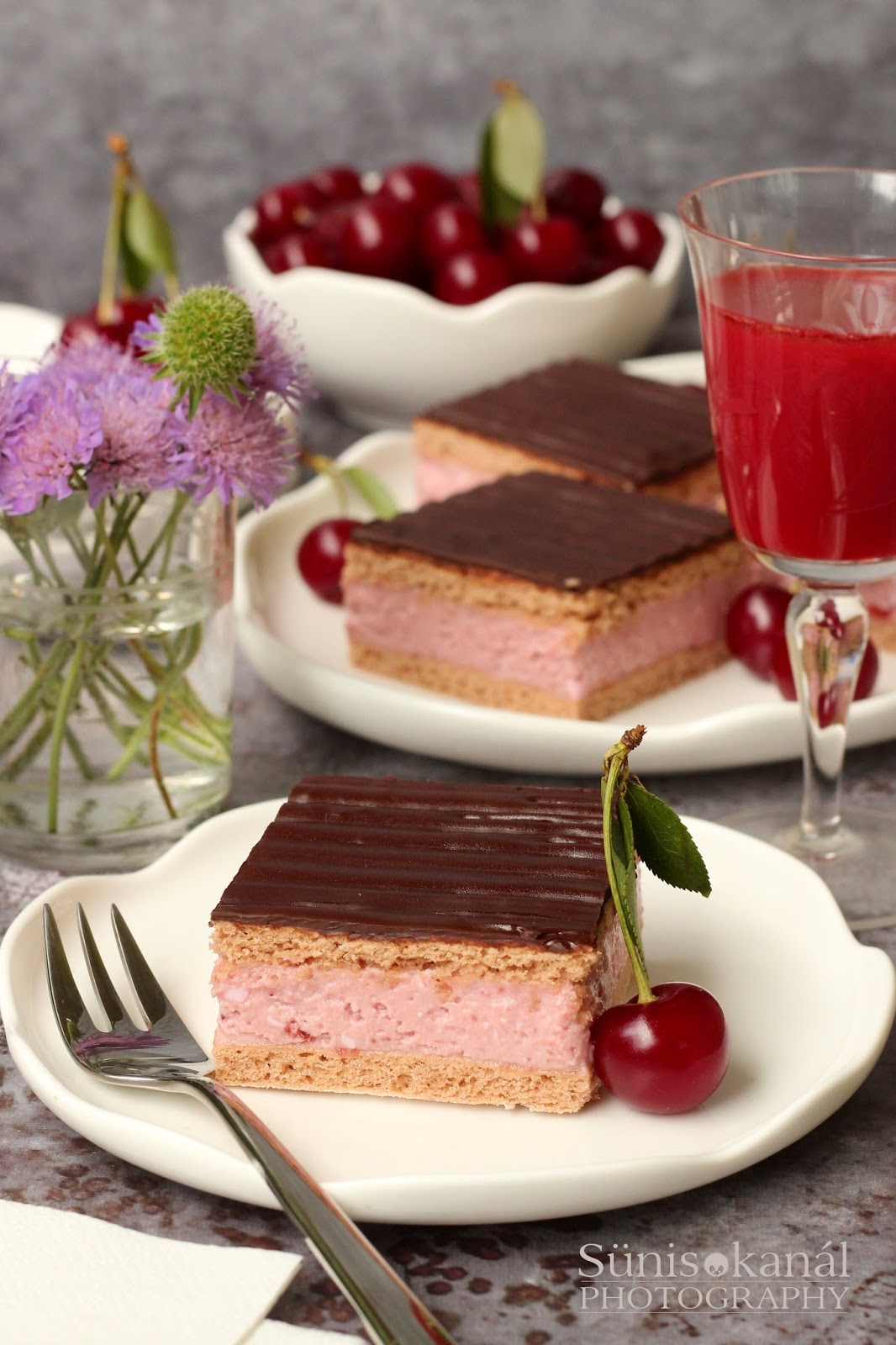 Sünis kanál: Édességek meggyel