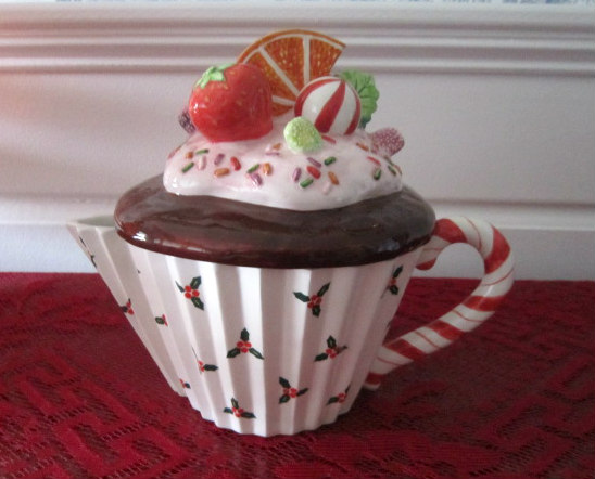 Relevant Tea Leaf: Whimsical Teapots