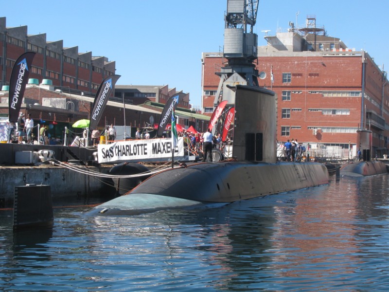 Murray & Candace's Adventures: SA Navy Day 2013...