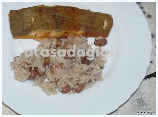 A casa da gigis: Solha Frita com Arroz de Feijão