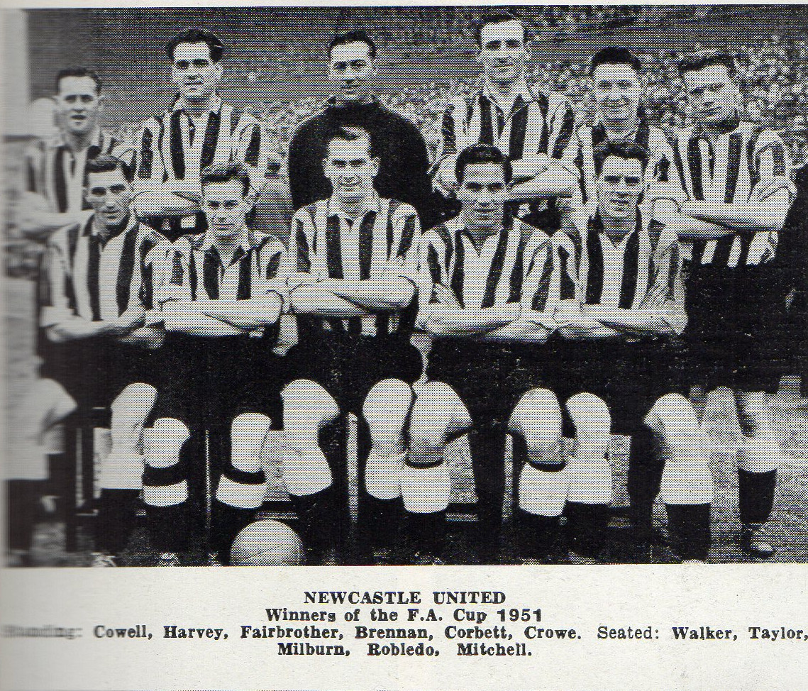 Grandad's football blog - forgotten heroes 1946-1980: November 2015