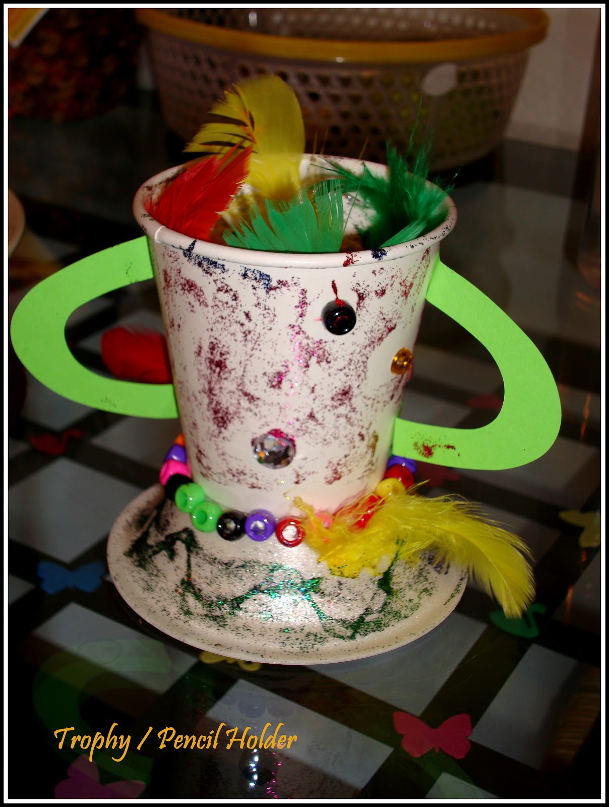 From Bessie's Recipe Diary to the Kitchen...: Trophy / Pencil Holder