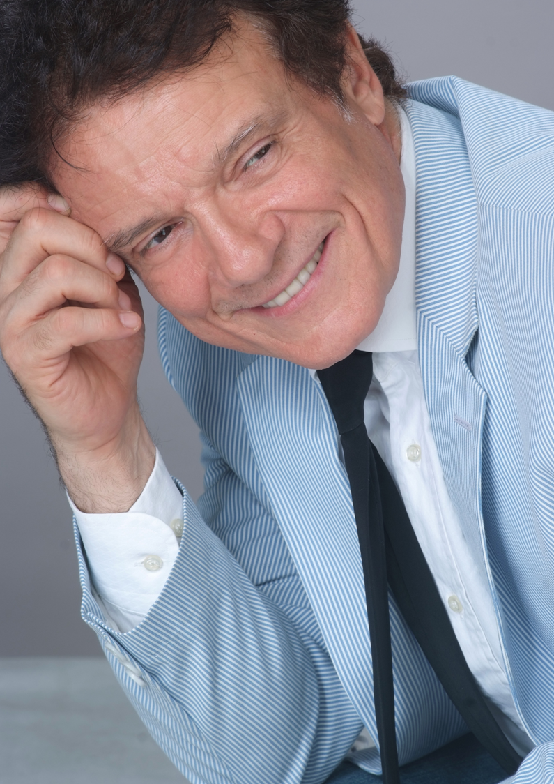 Cinema e Teatro: Massimo Ranieri al Teatro Nuovo di Milano