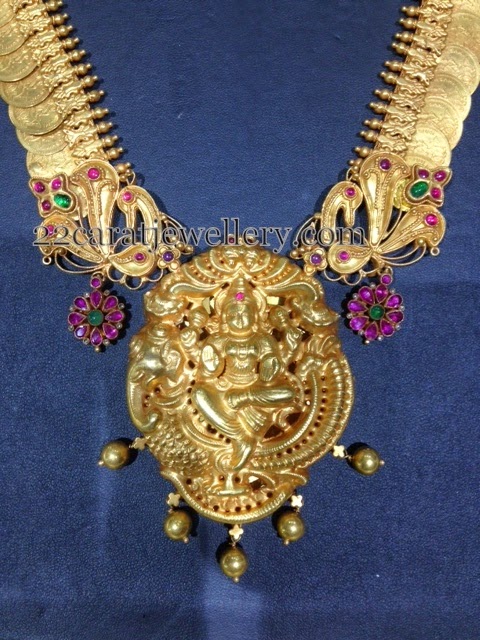 Kasu Haram with Spectacular Pendant - Jewellery Designs