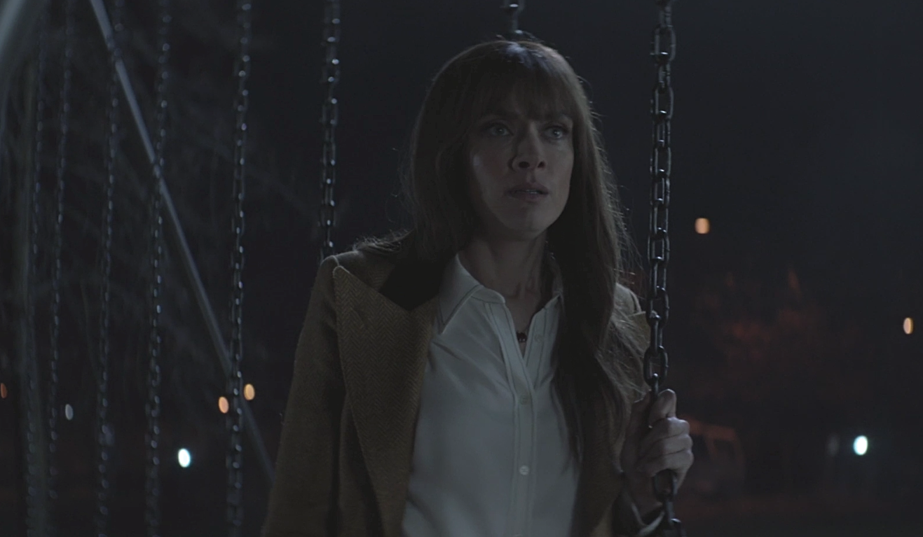 Skarsten shines as two distinct characters in this episode. Which would ...