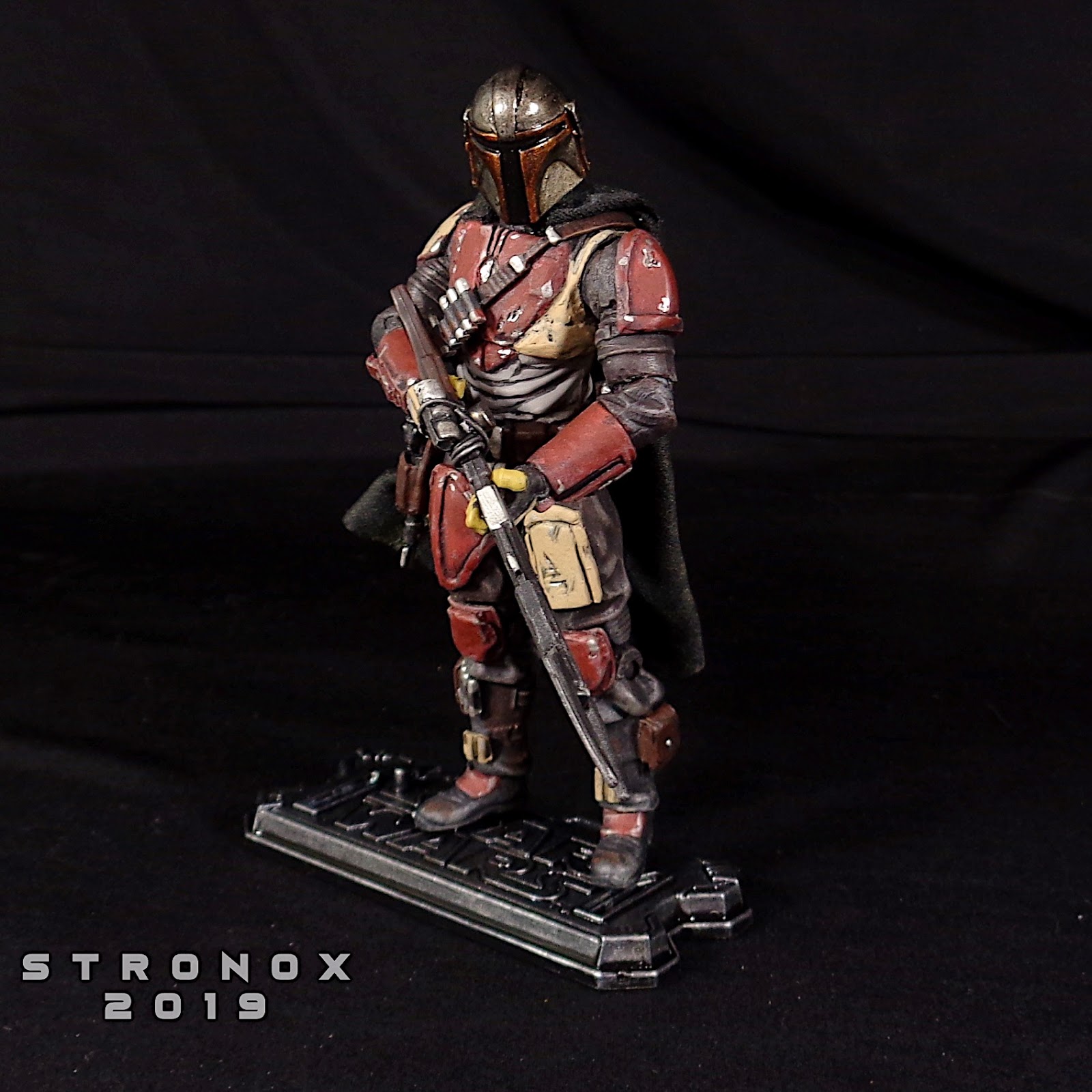 Stronox Custom Figures: Star Wars: The Mandalorian