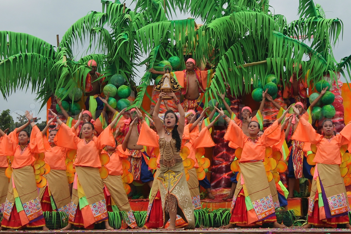Pinoy Festivals: Pintados-Kasadyaan Festival 2013 in Tacloban City ...