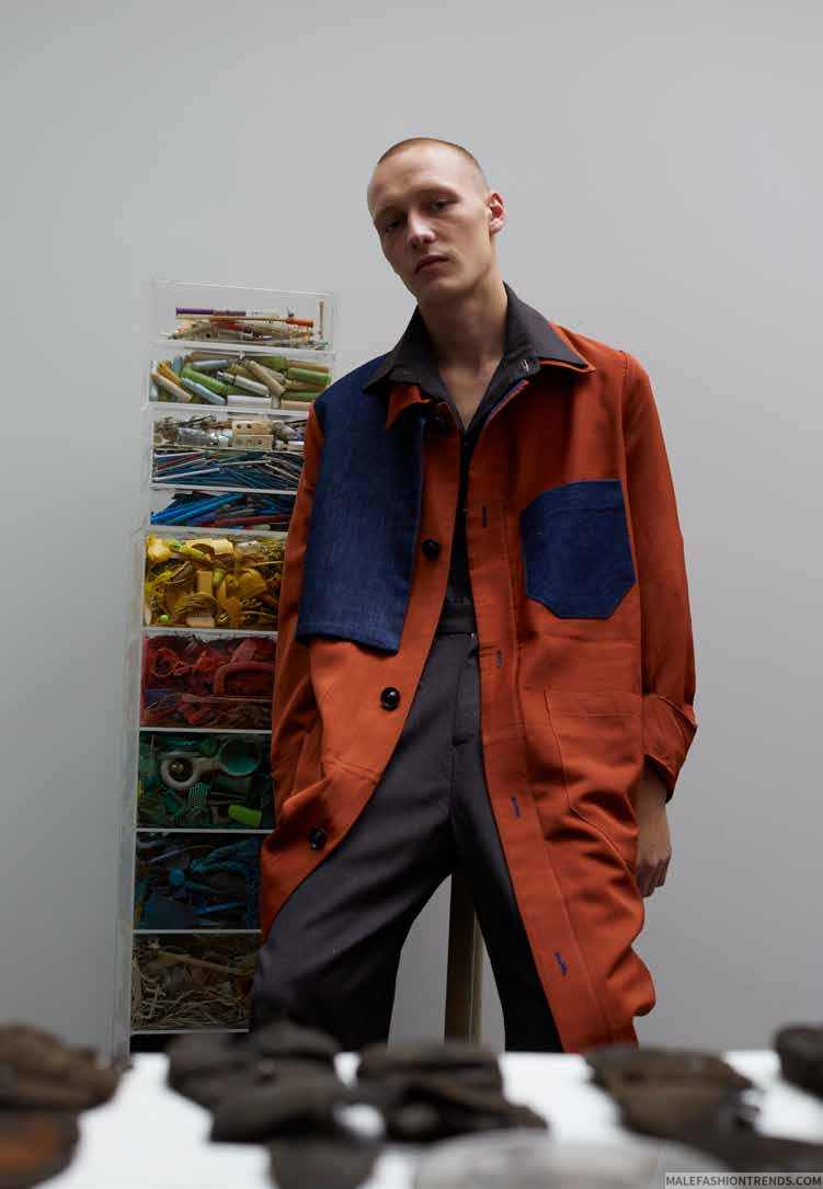 Joe Kinsella para LEWIS Magazine en fotos de Skidy